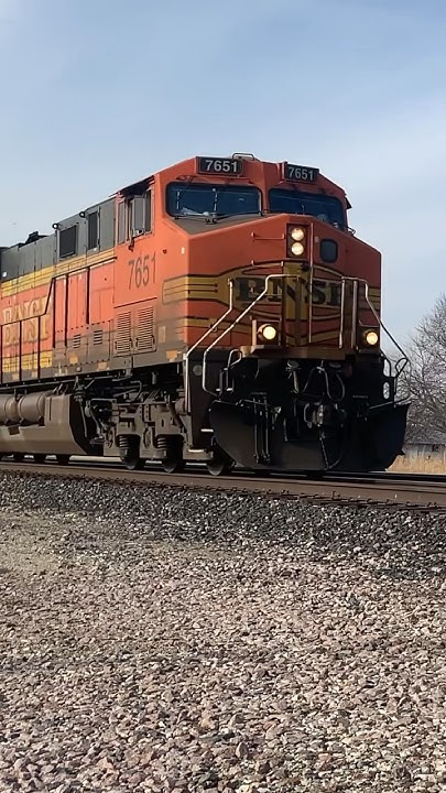 H2 Gevo leads very fast BNSF Z train ft NS power!! #train #bnsftrains #norfolksouthern # ...