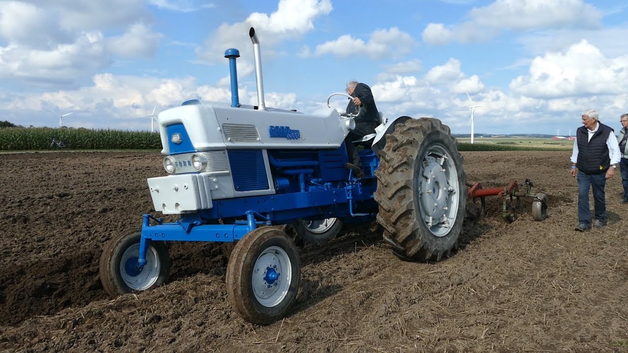 Ford 6000 Diesel Ploughing w/ 4-Furrow Kverneland Plough at Ford 100 ...