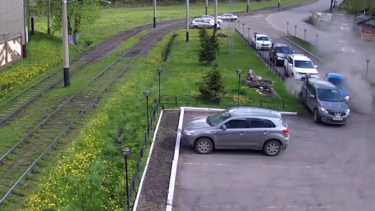 Best of Russian Driving Fails 2019 - YouTube