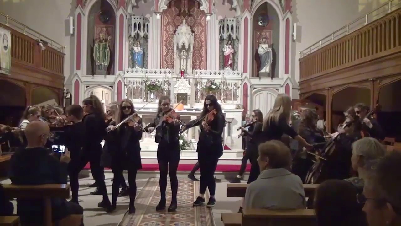 Sonic Strings 2016 - Wonderwall - YouTube