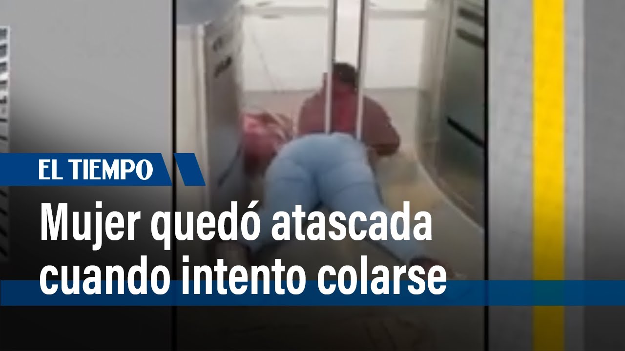 Mujer quedó atascada cuando intento colarse en una estación de TM | El ...