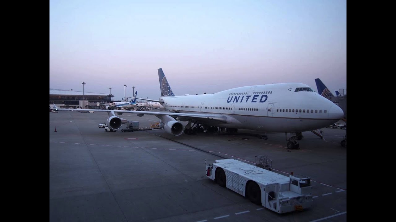 2015/02/12 ユナイテッド航空 882便 / United Airlines 882 - YouTube