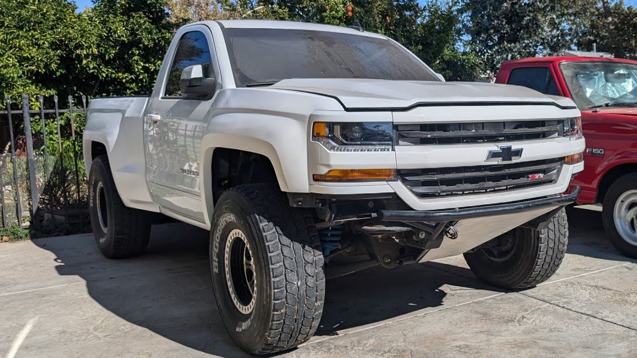 Raptor Bed Liner On Prerunner Fiberglass Fenders & Bedsides - YouTube