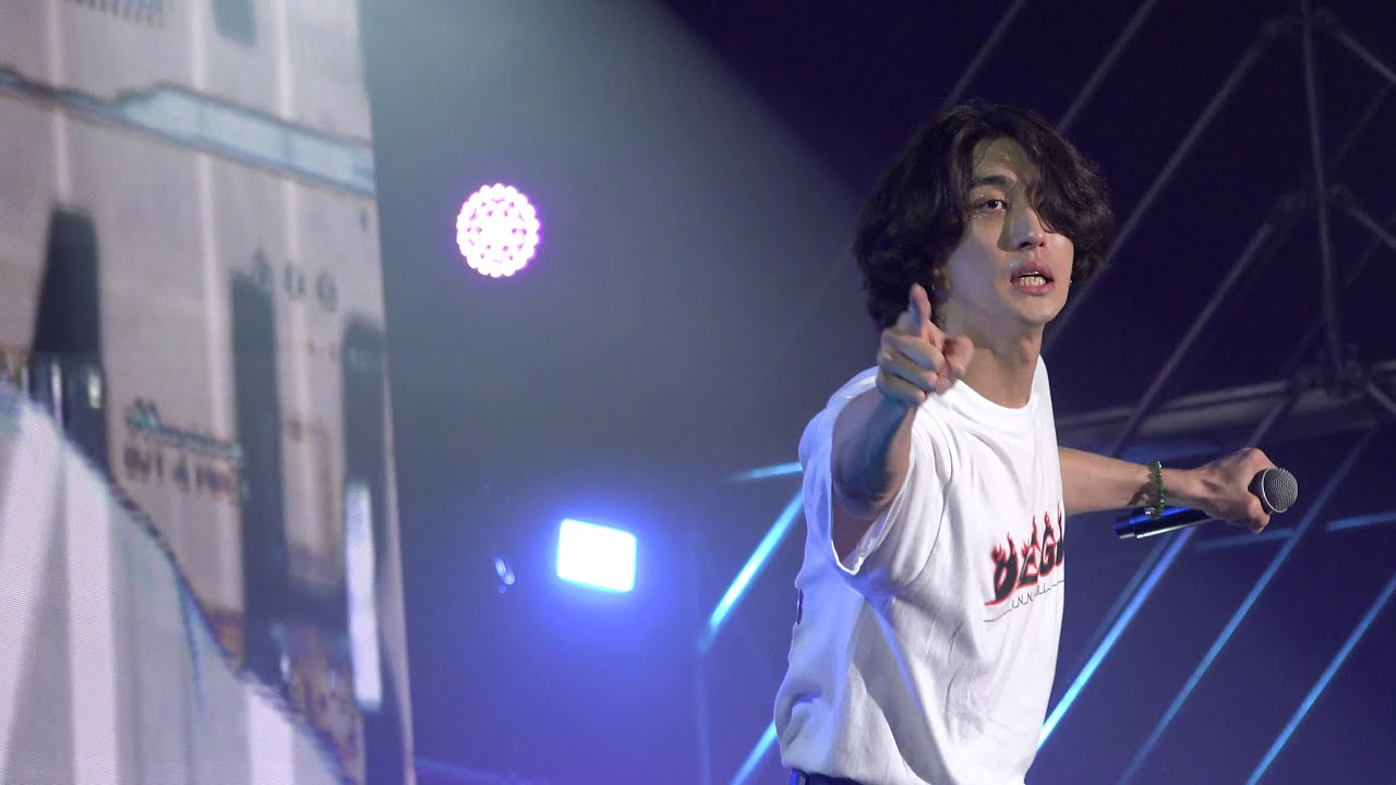 잔나비 JANNABI 1 (07/20/2019 어반 뮤직 페스티벌 2019 in 대구) - YouTube