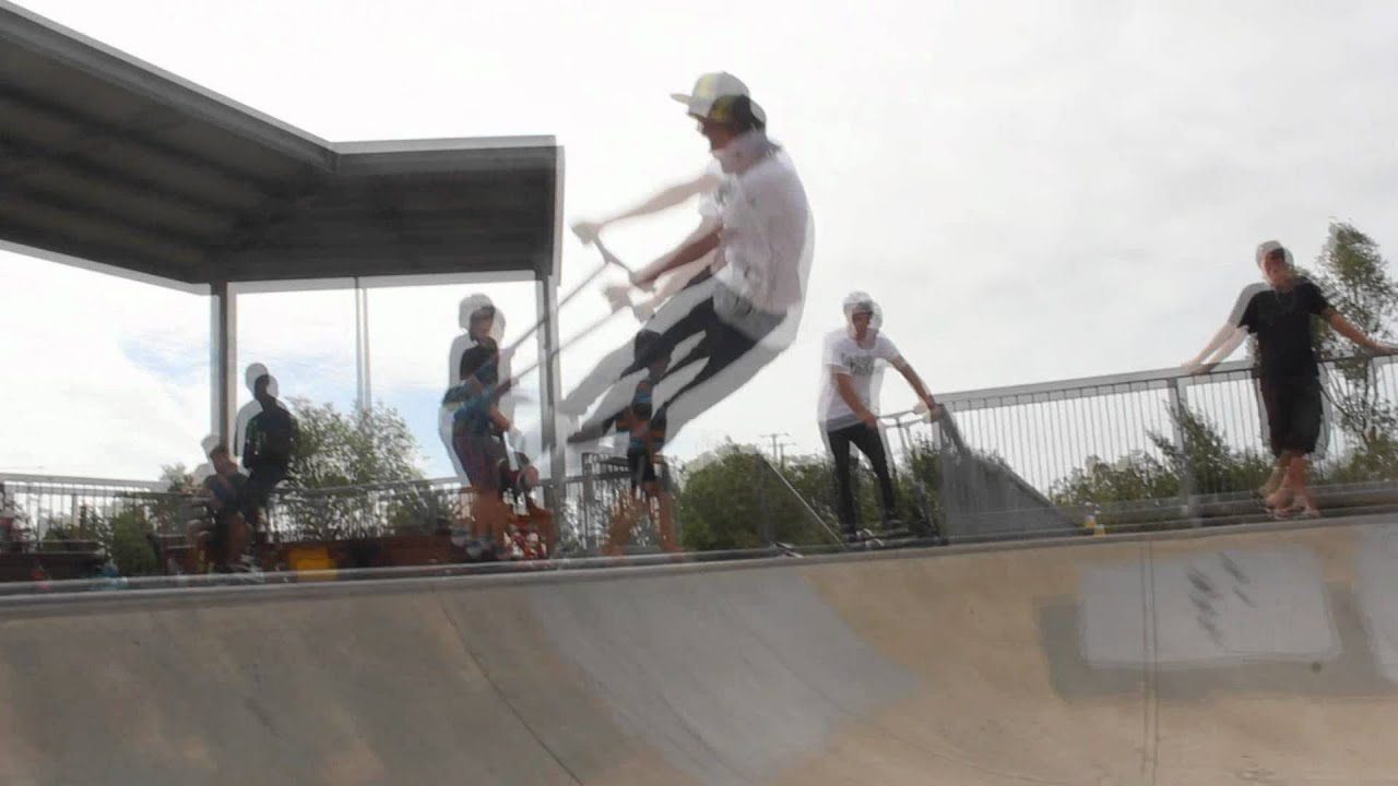 Zach Howell World First!! (UmbrellaCup tap) - YouTube