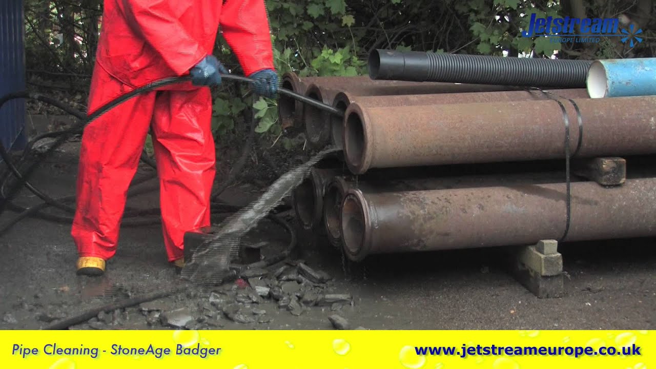 Jetstream Europe - Pipe cleaning - Badger - YouTube