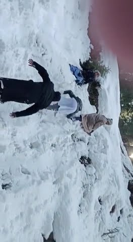 ice pahad In Kashmir - YouTube