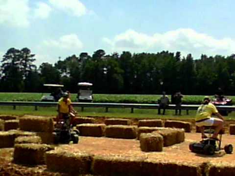 Easyriders Rodeo Bar Stool Racing - Women - YouTube