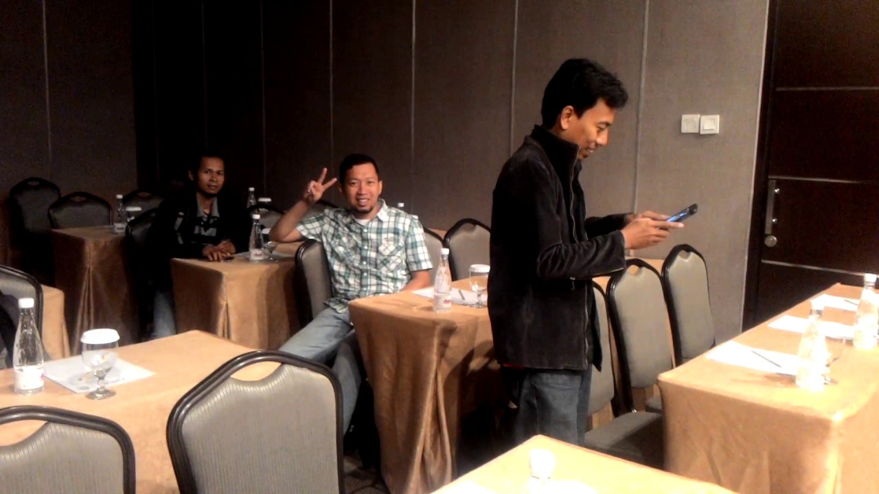 Training Modem Romantis di Hotel Aston..12 January 2017 - YouTube