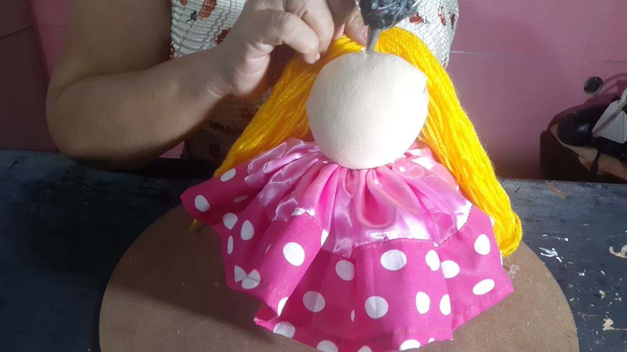 Boneca decorativa ou peso de porta muito linda - YouTube