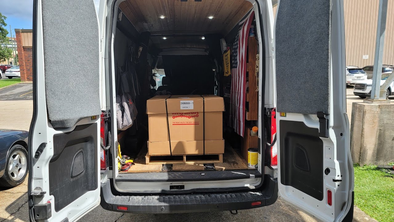 Week 7 load RECAP. Expediting in a Ford Transit - YouTube