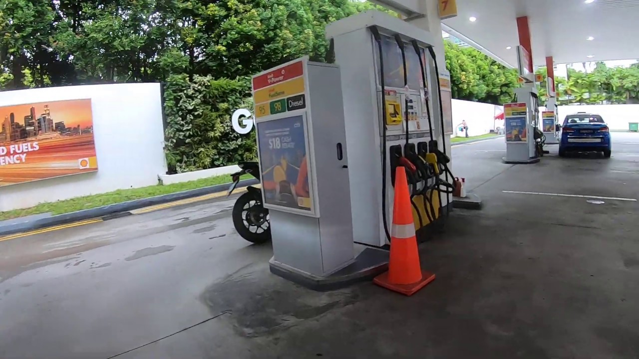 Exit KPE to Shell Punggol - YouTube