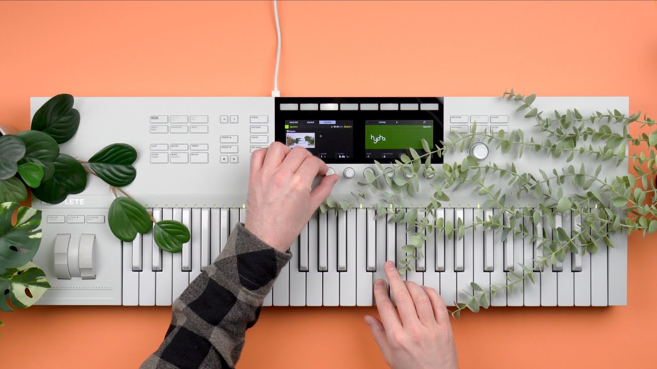 Vibing with Hypha | Free Plugin by Native Instruments (No Talking) - YouTube