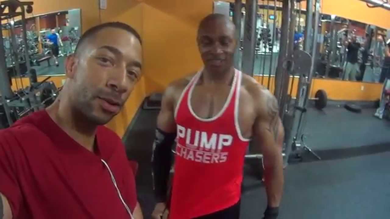 Chest Workouts: superset dayum nation(pump chaser gear too) - YouTube