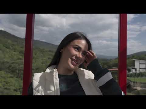 Recreando escena de la película “¿qué pasó ayer? 3.” 