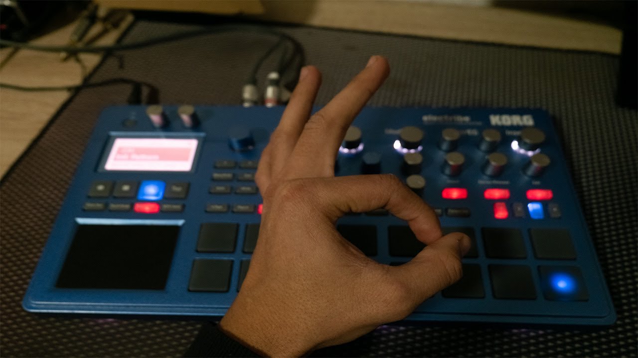 Korg Electribe 2 Blue "MelodicAnmesie" [Tekkno] - YouTube