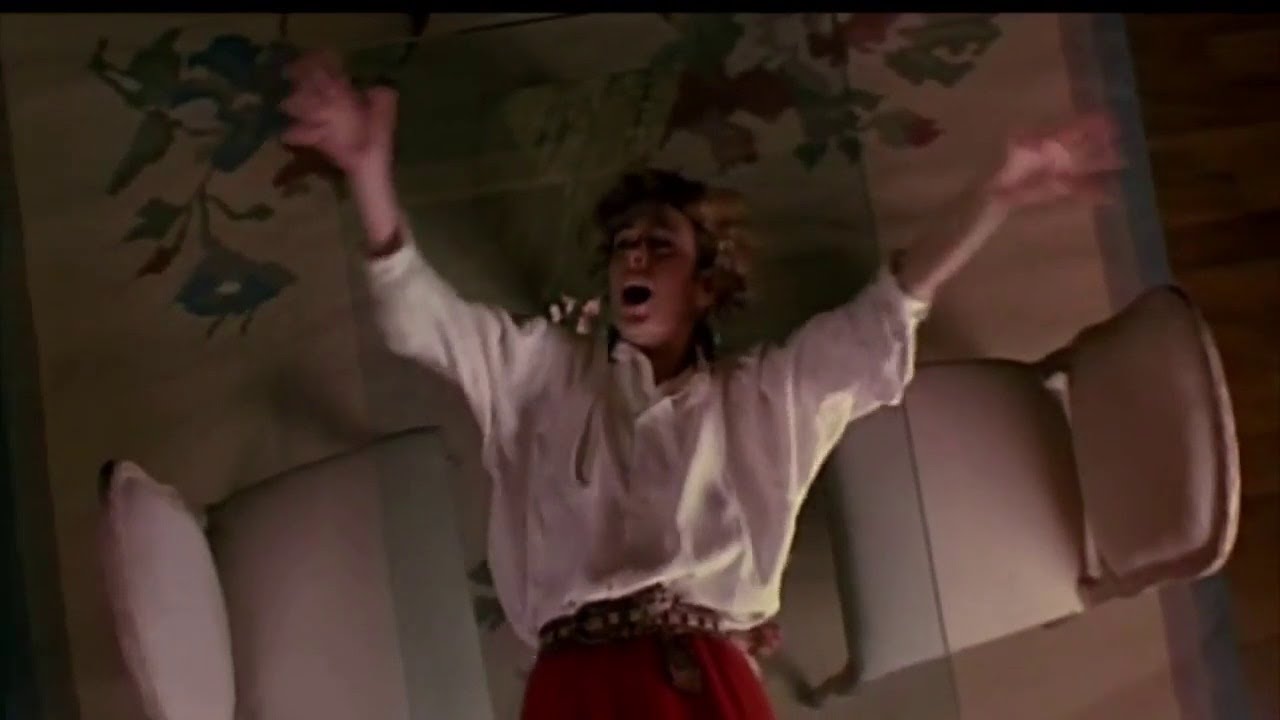 Falling Down Scenes-----No Way Out , In The Line Of Fire ,Bound , The ...