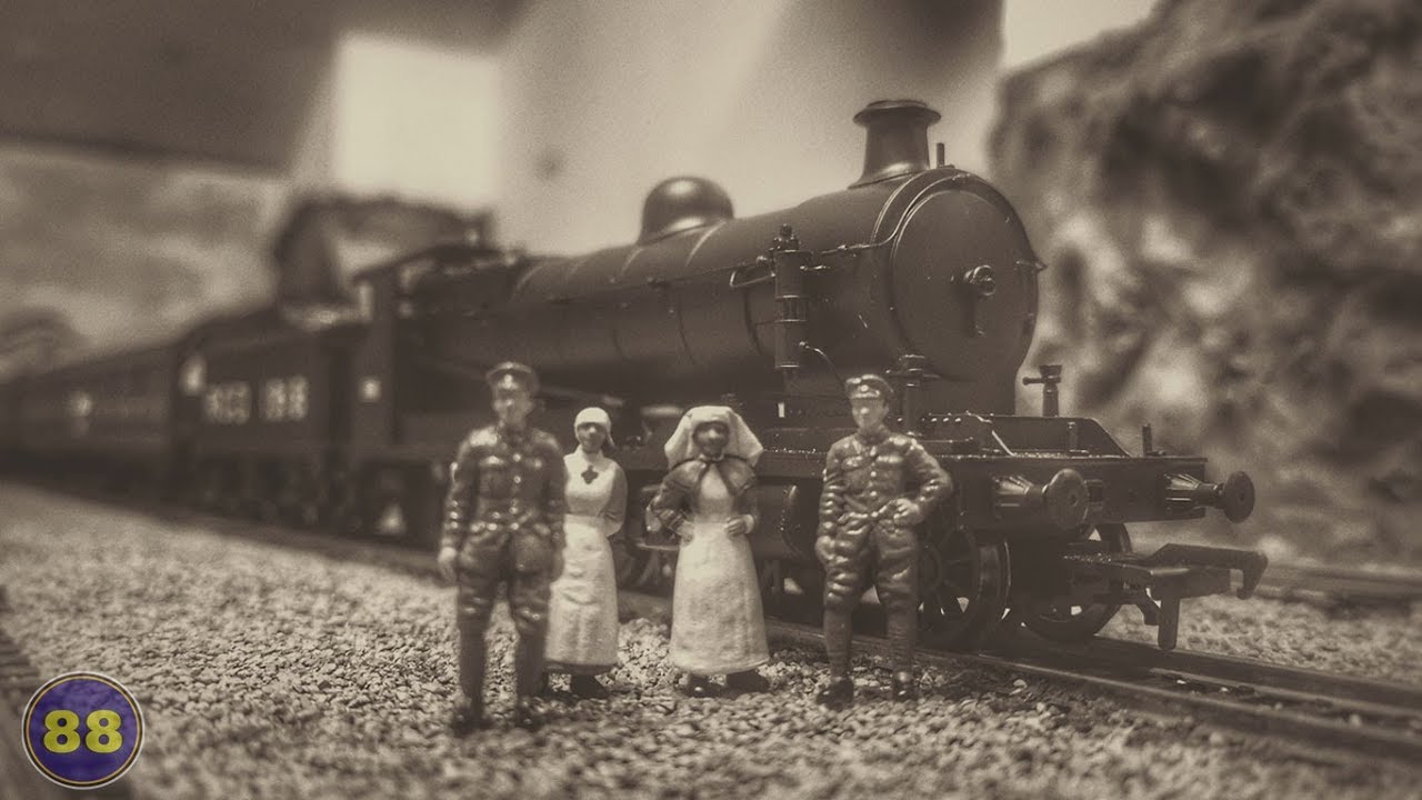 Bachmann ROD 2-8-0 - ROD 1918 - WW1 Ambulance Train - Digital Sound ...