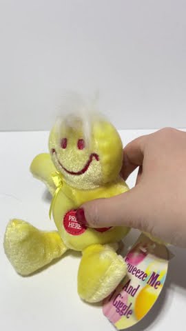 DanDee Mini Tickle Tickle Wiggle Wiggle Yellow I Love You - YouTube