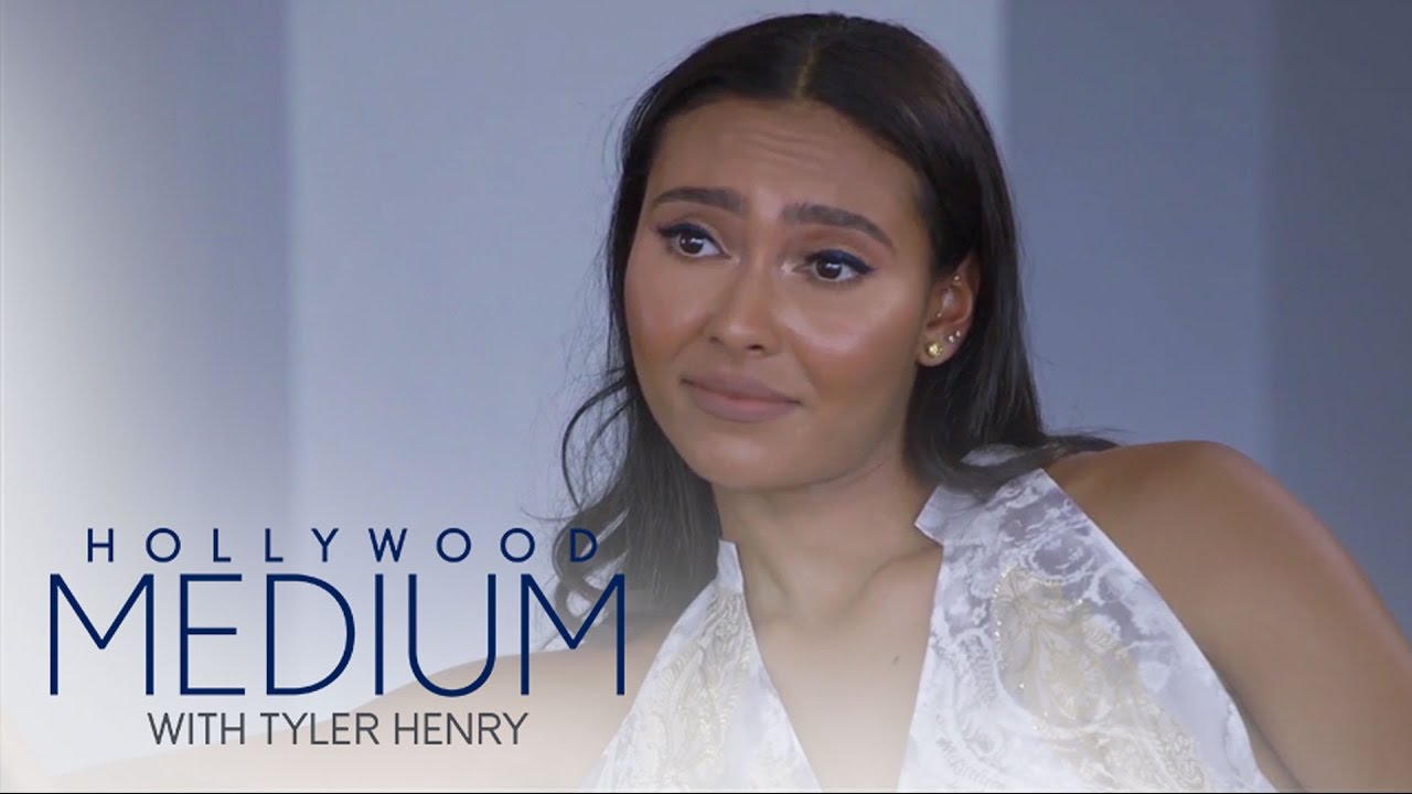 "Hollywood Medium With Tyler Henry" Feel Good Moments | E! - YouTube