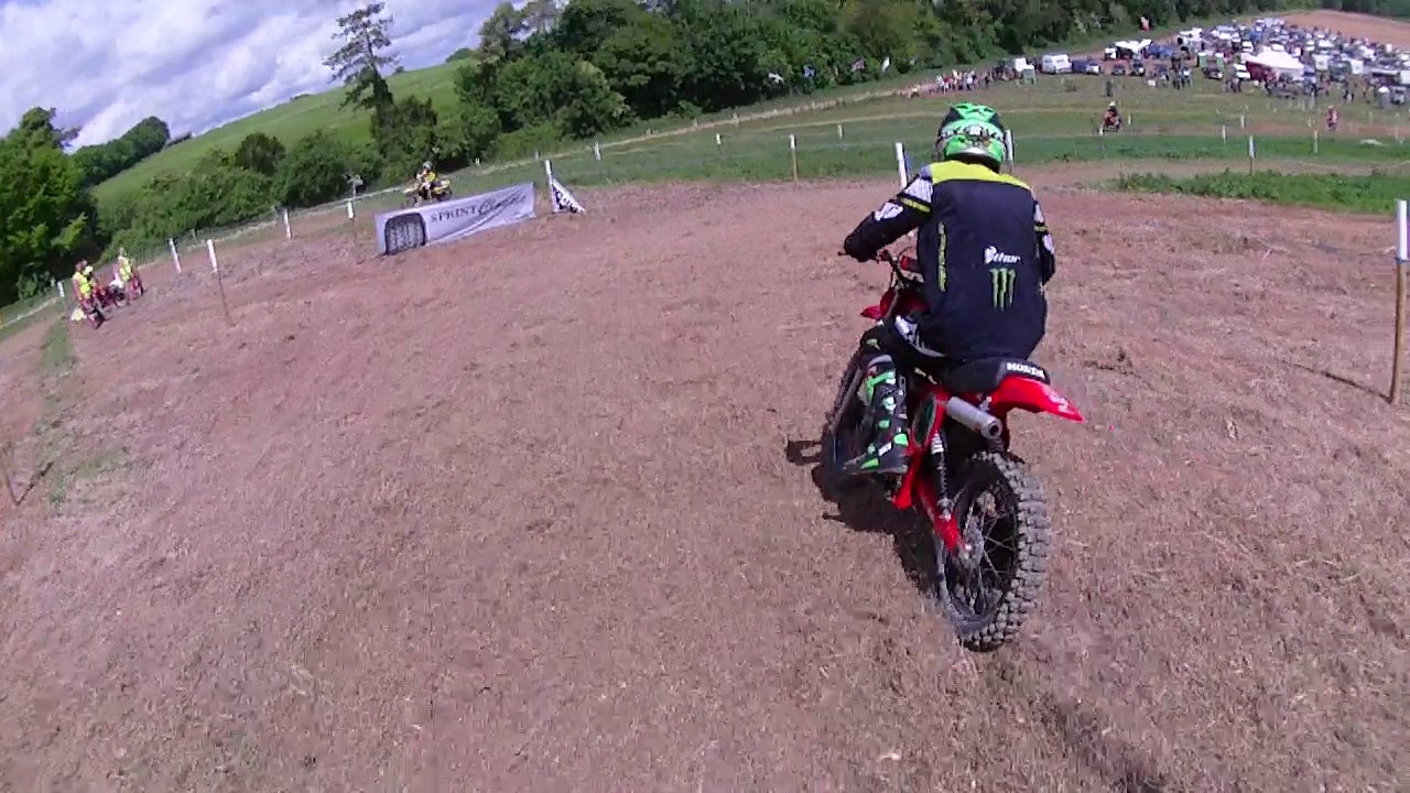 South Coast Scramble Club 14th May 2017 Twinshock Race 1 - YouTube