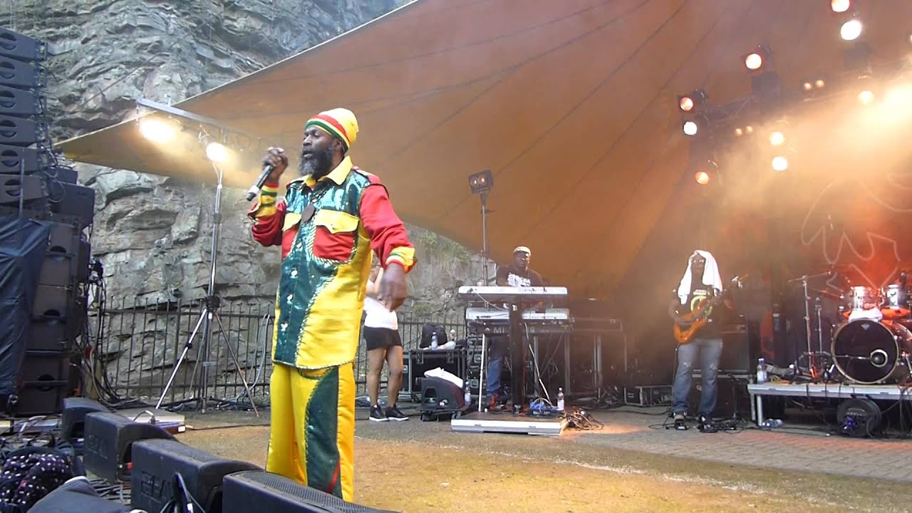 Capleton live @ U-Club Open Air Wuppertal 2015 Part 1 [Full HD] - YouTube