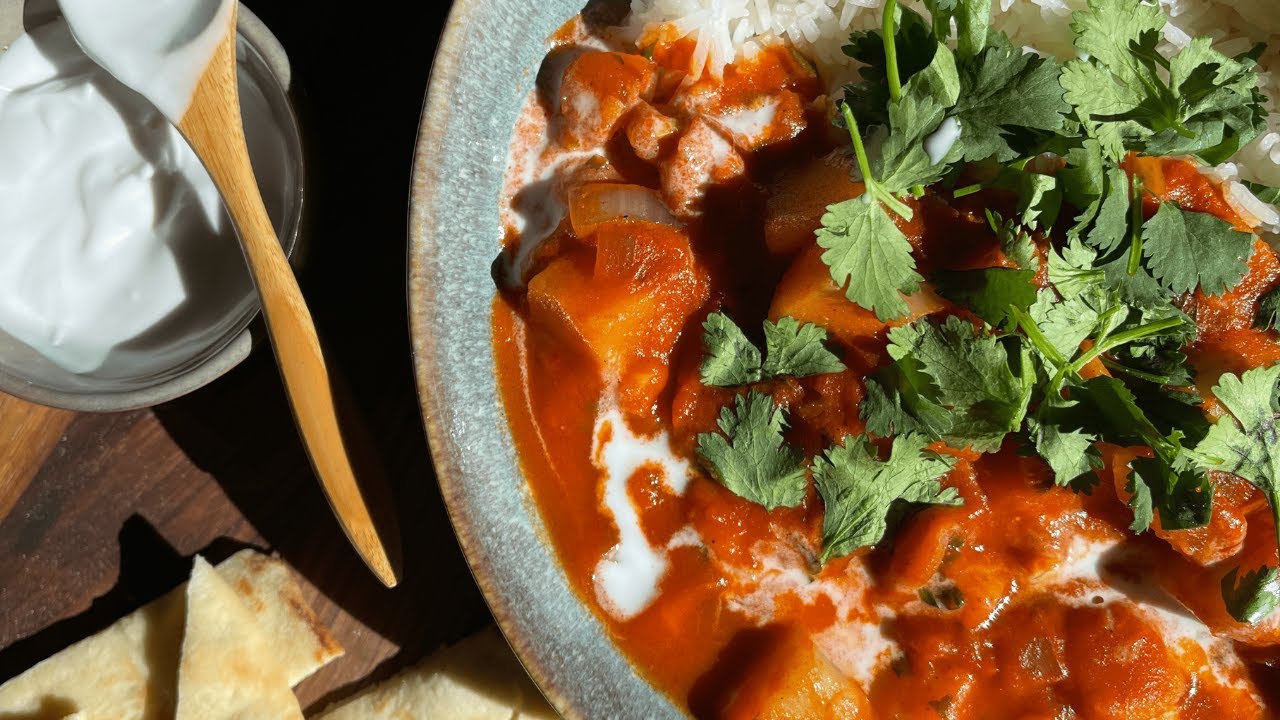 How to Make Aloo Makhani | A Vegan Potato Curry Recipe (ASMR Cooking ...