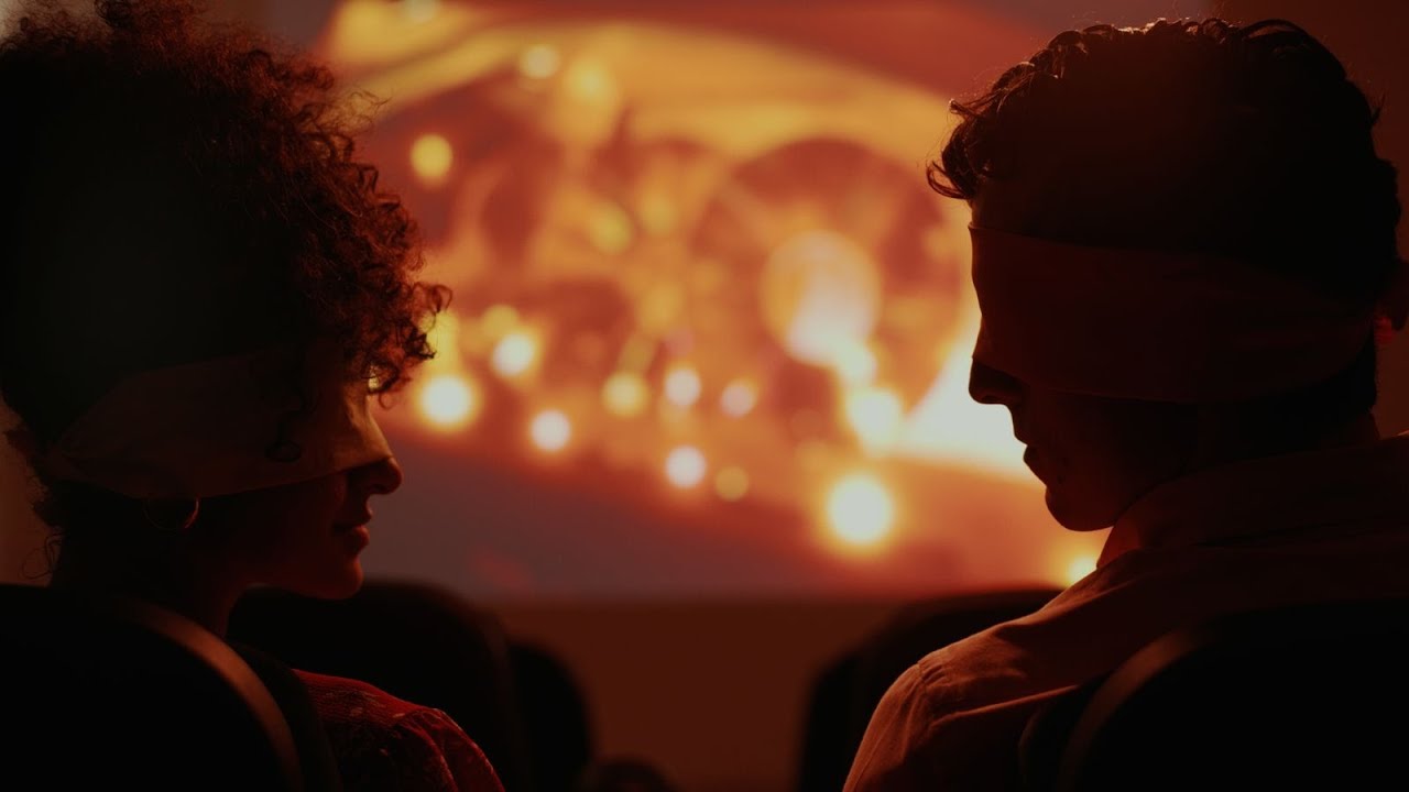 L Velázquez - Elefante (Video Oficial) - YouTube