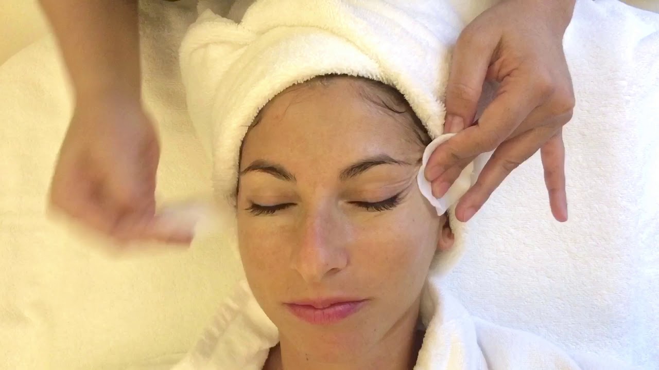 Signature face lift facial at feel well retreat - YouTube