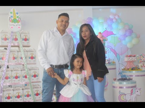 Mis 5 añitos Luana.. - YouTube
