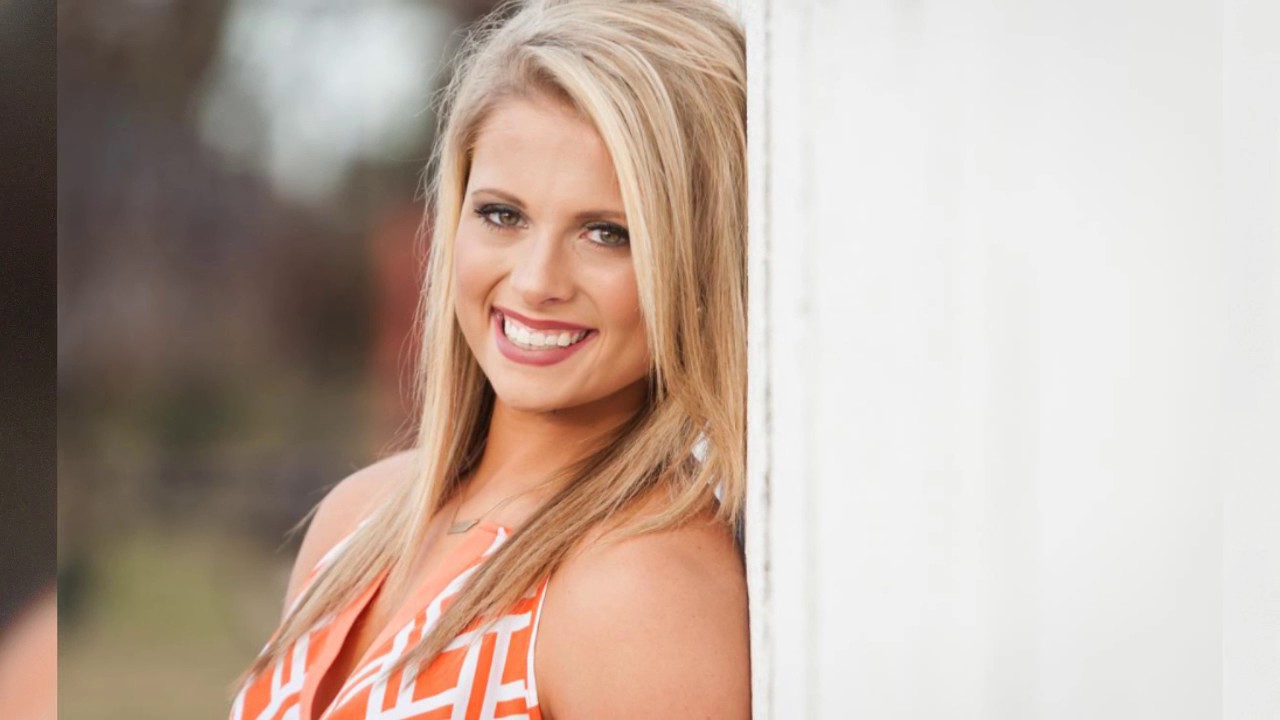Taylor Moore Lenoir City High School Senior Portraits Noelle Bell ...
