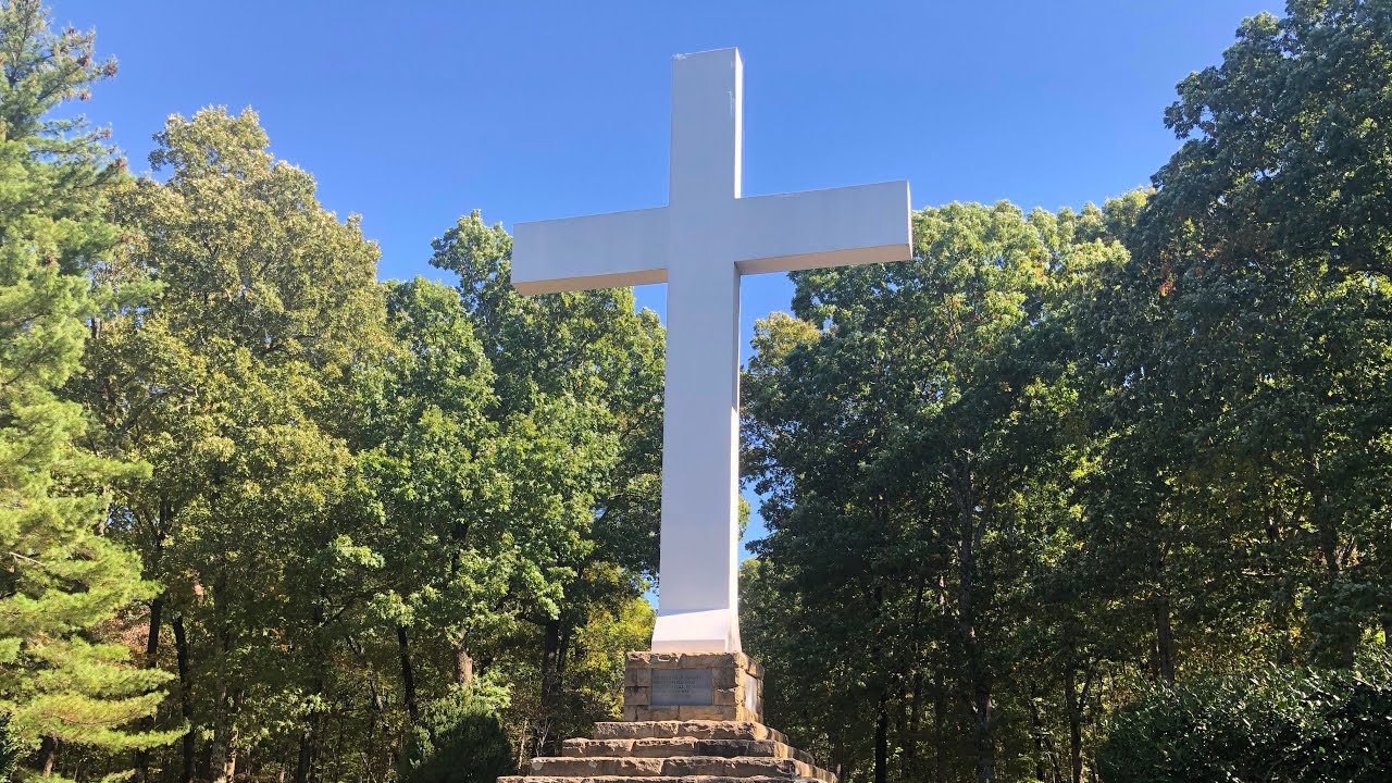 The WWI Cross Memorial in Sewanee, TN - YouTube