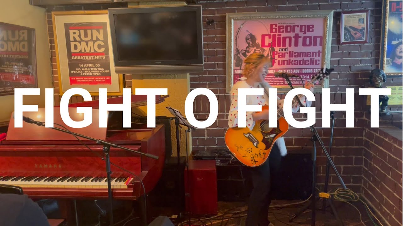 『FIGHT O FIGHT』浩子クレメニア(2024.2.11バレンタインSPLIVE@Paranoia) - YouTube