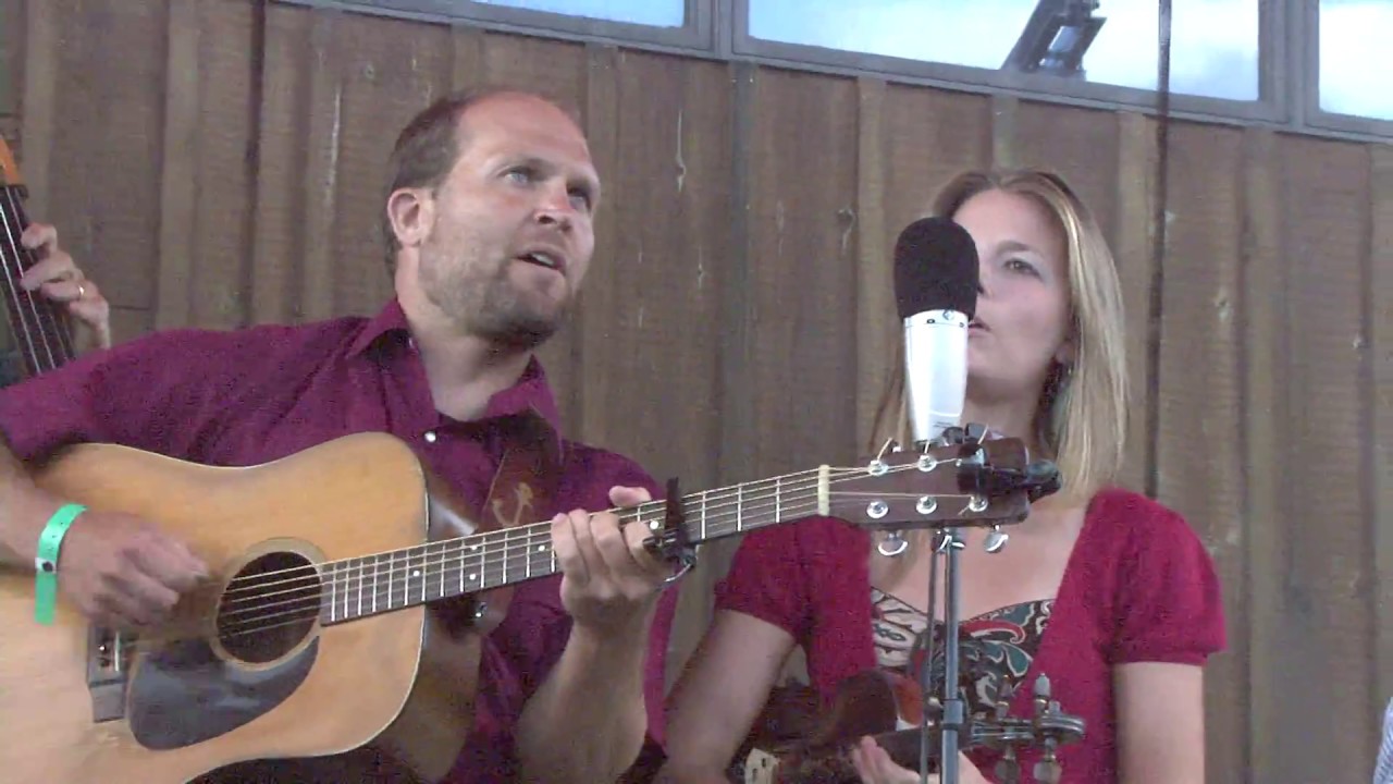 Erica Brown and the Bluegrass Connection "Roses in the Snow" Rangeley ...