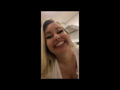 Cátia Carvalho molhadinha delicia “Banho de mangueira”