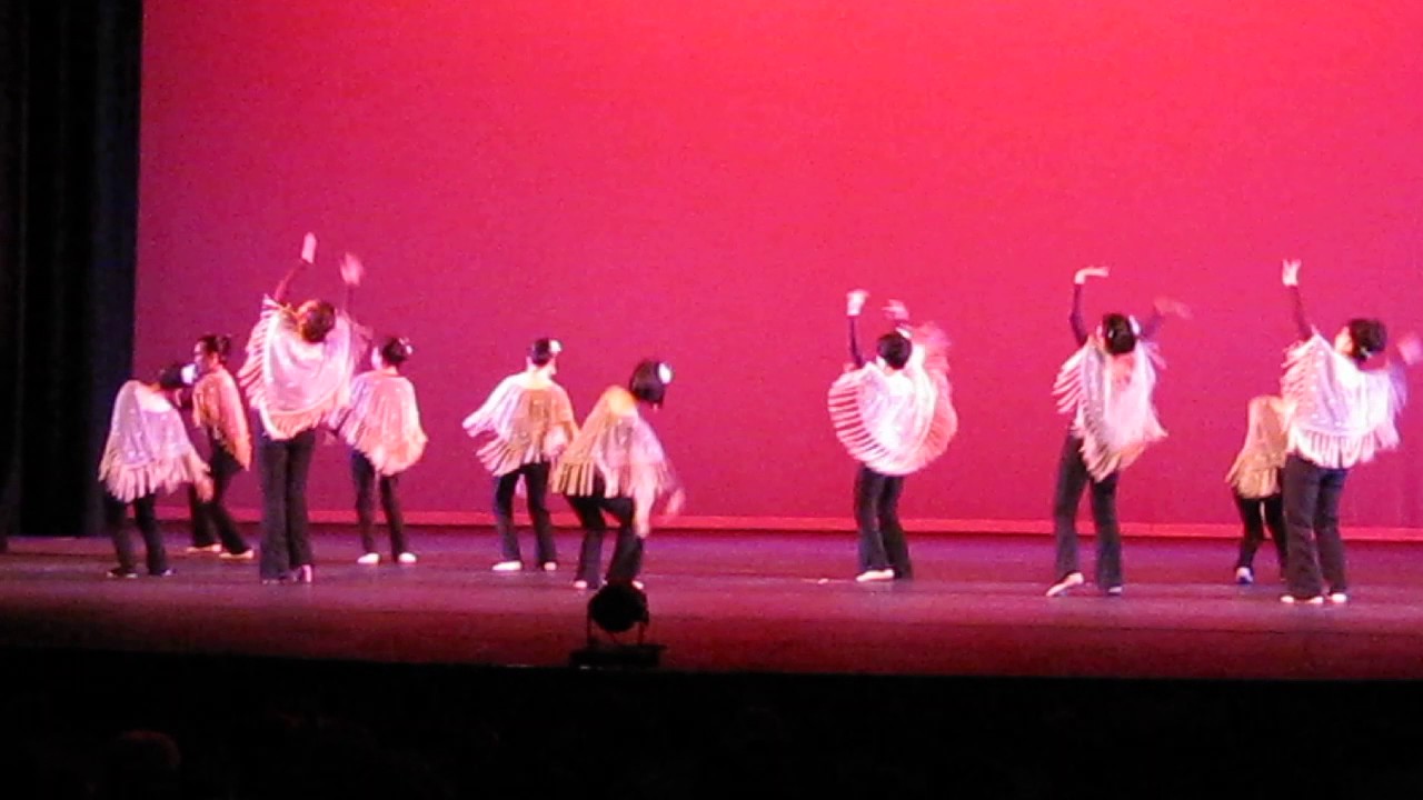 Dancing in June vi 026 - YouTube