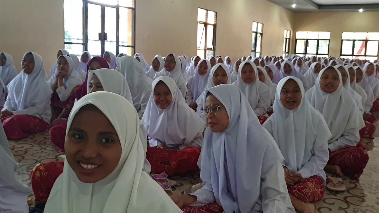 Nyayi bareng smp annur - YouTube