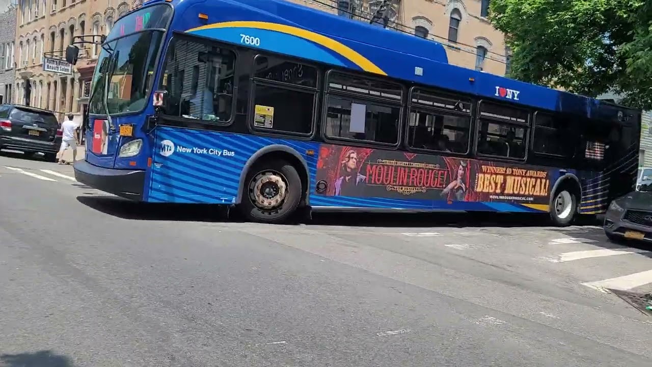 2019 New Flyer XD40 #7600 on the M shuttle bus to Marcy Av. [read ...