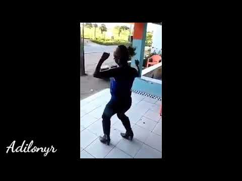 O cabelo dela parece um bombril de ariar panela ( Meme de Bêbados ...
