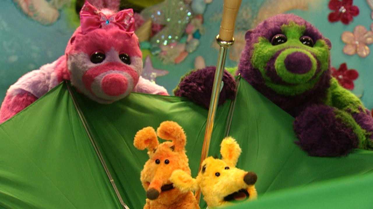 Umbrella Ahoy! ☂️ Roly Mo Show Full Episode | Yugo & Migo Get Stuck ...