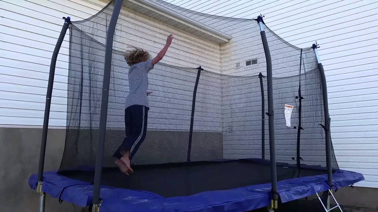 Sam's trampoline tricks - YouTube