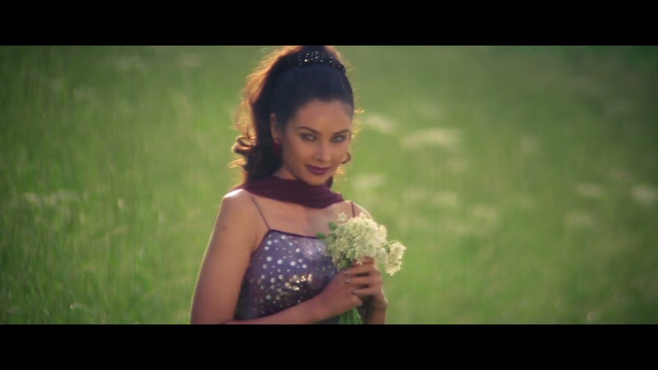 Koi To Saathi Chahiye | Kasoor (2001) | 4K Full Video Song | Kumar Sanu | Lisa Ray, Apurva ...