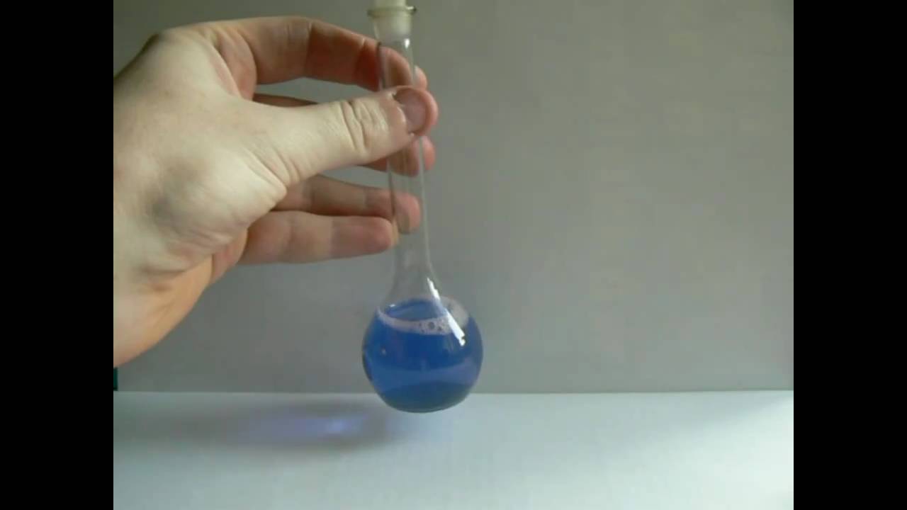 Barwna reakcja redoks, glukoza-błękit metylenowy - YouTube