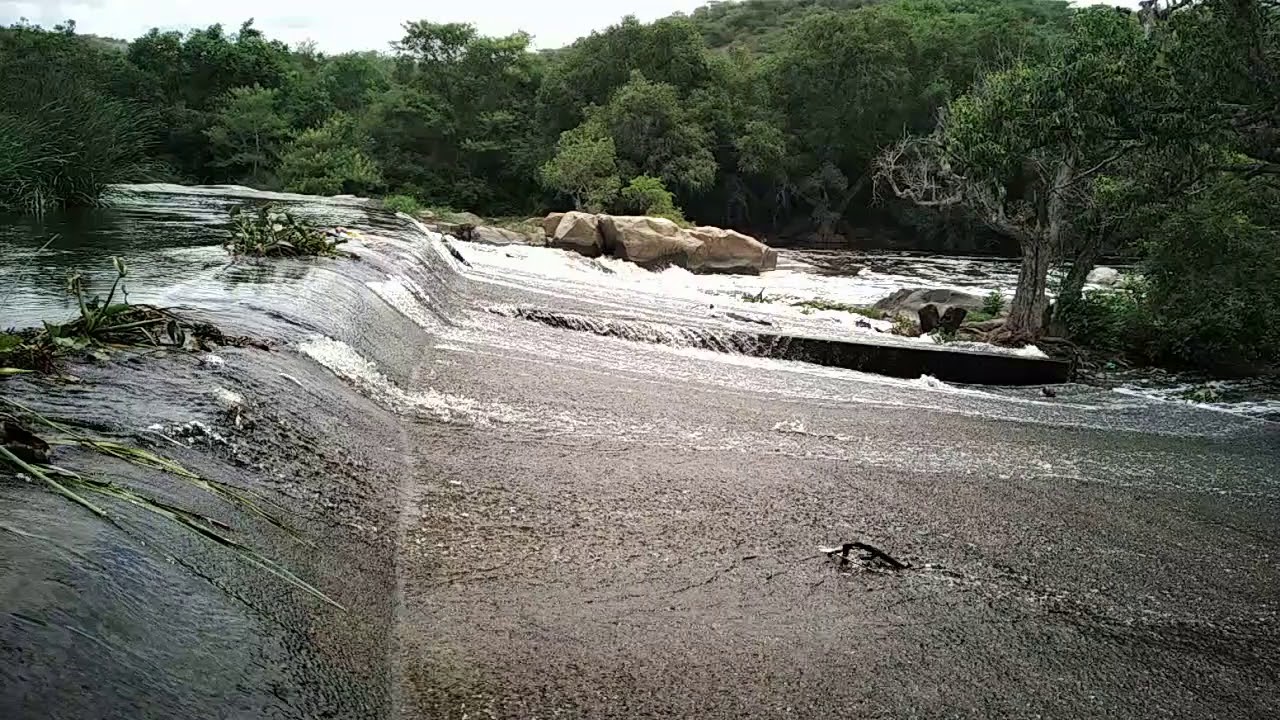 Hosur near thorapalli water falls awesome - YouTube