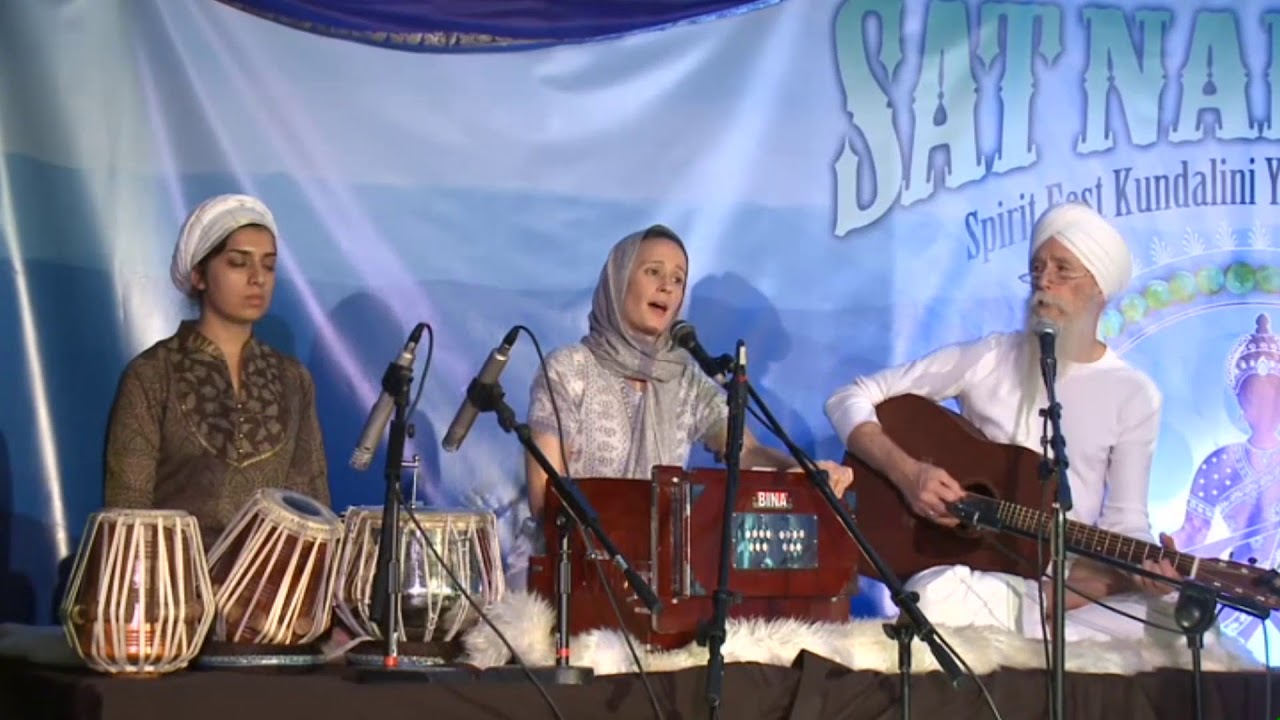 Jai-Jagdeesh sings Long Time Sun at Sat Nam Fest - YouTube