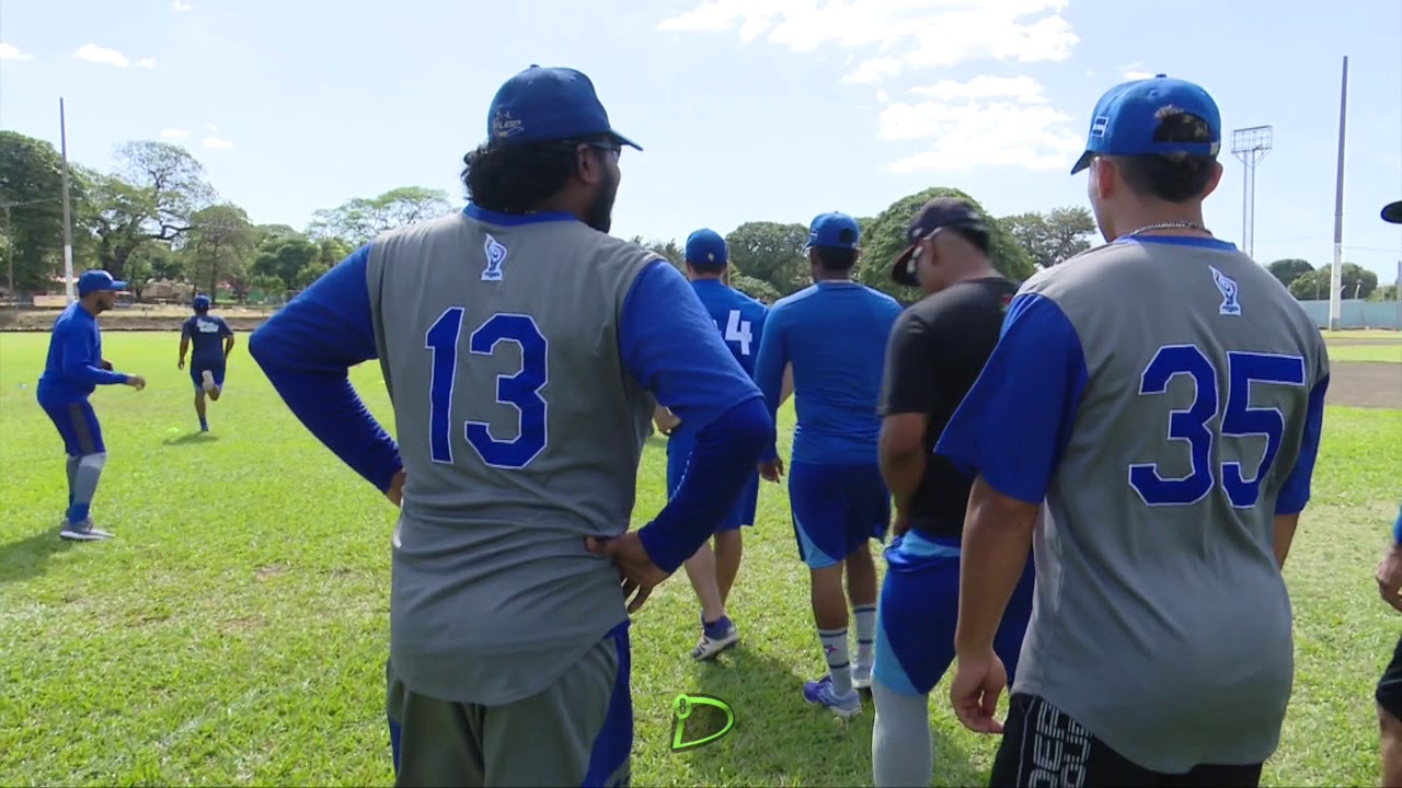 Elmer Reyes se reporta a la Selección de Beisbol - YouTube