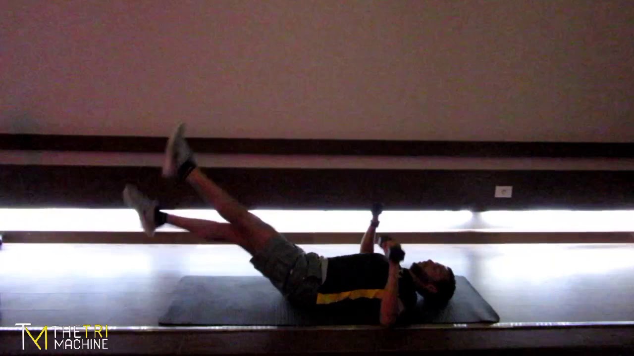 chest press kick #Dumbbells - YouTube