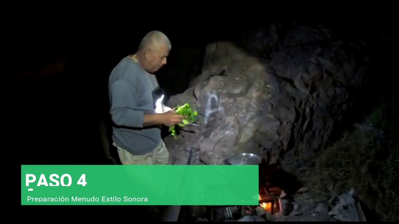 Preparando Menudo Estilo Sonora - YouTube