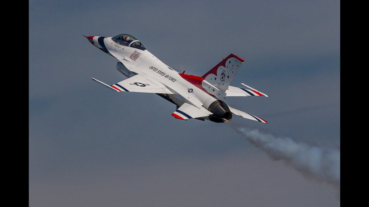 DCS: USAF Thunderbirds 7 Solo Display - YouTube
