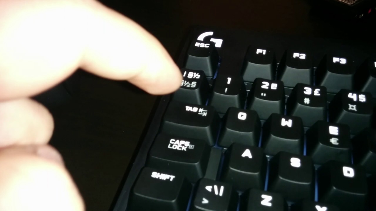 Logitech G610 Orion Brown stuck keys problem - YouTube
